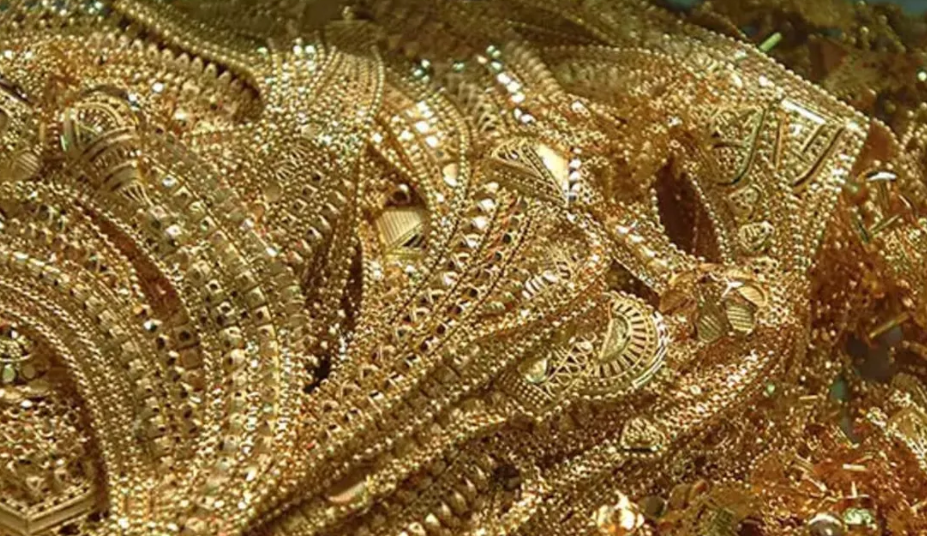 Hyderabad Retail Chain Raid: Unraveling a 100 Crore GST Evasion Scam